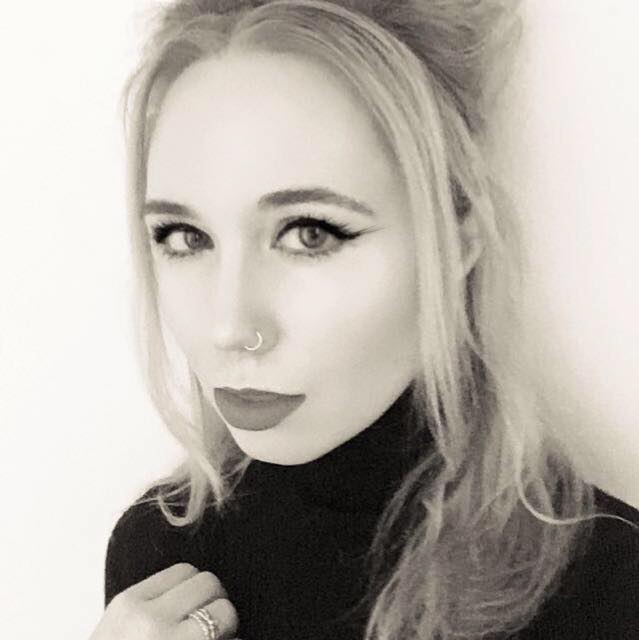 Quiet Wife – Erin Vance – BURNING HOUSE PRESS